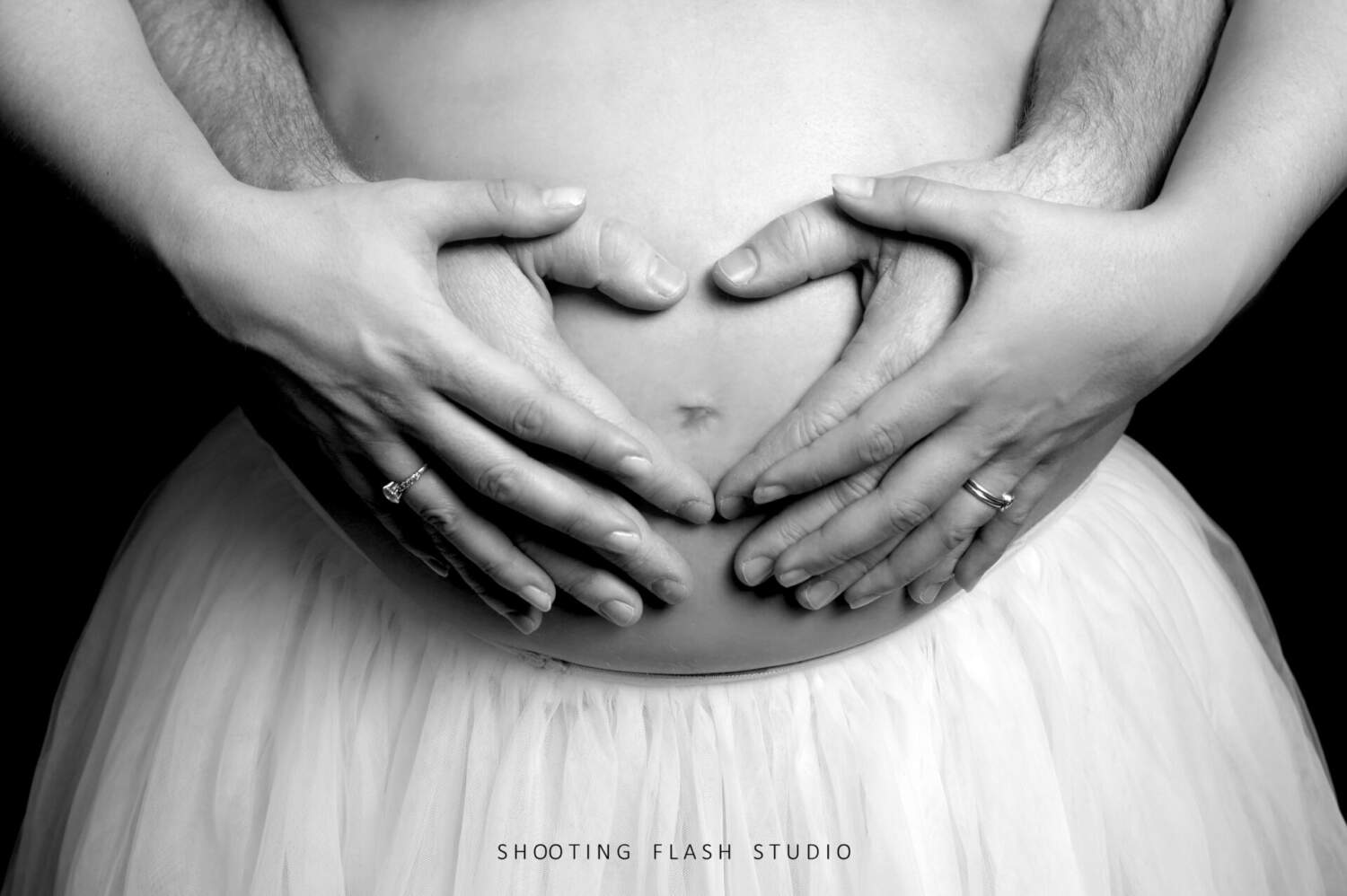 SHOOTING GROSSESSE EN FAMILLE - Shooting Flash Studio